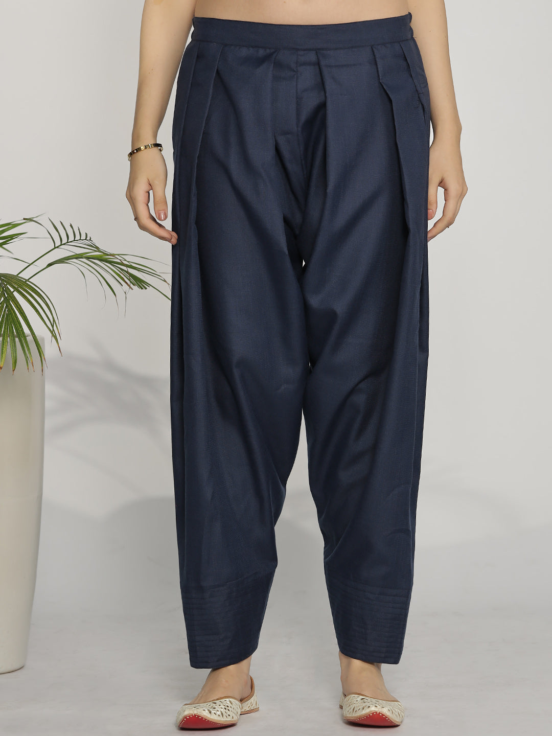 Farshi Salwar I LetsDressUp I Sizes XS - 8XL Available